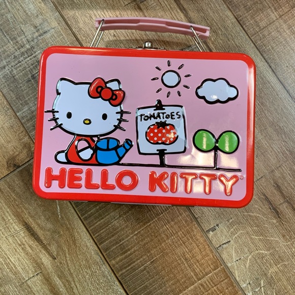 Hello Kitty | Accessories | Hello Kitty Tin Lunchbox | Poshmark